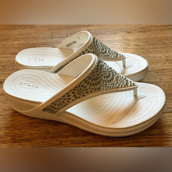CROCS | Shoes | Crocs Monterey Diamant Thong Wedge Sandals White Silver ...